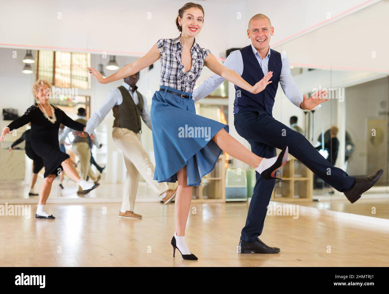 Man woman dancing together hi-res stock photography and images - Alamy