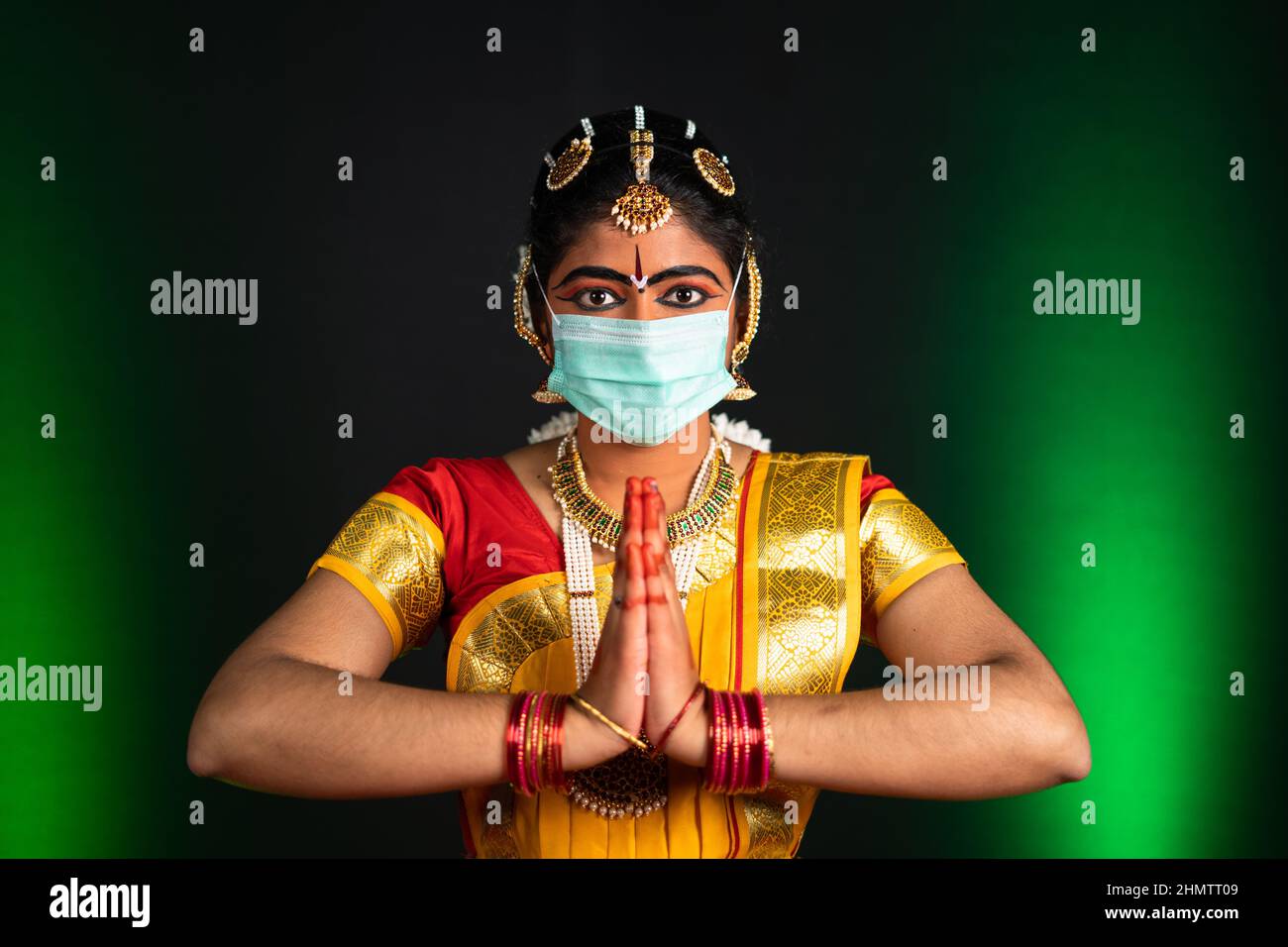 Namaskar hi-res stock photography and images - Alamy