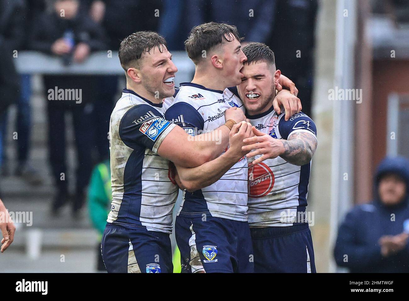 Connor Wrench #23 of Warrington Wolves celebrates his try Stock Photo ...