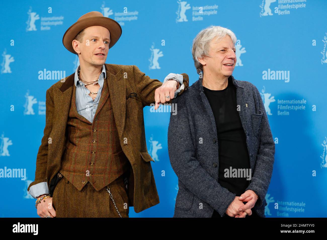 Berlin, Germany. 12th Feb, 2022. Actor Alexander Scheer (l) and ...