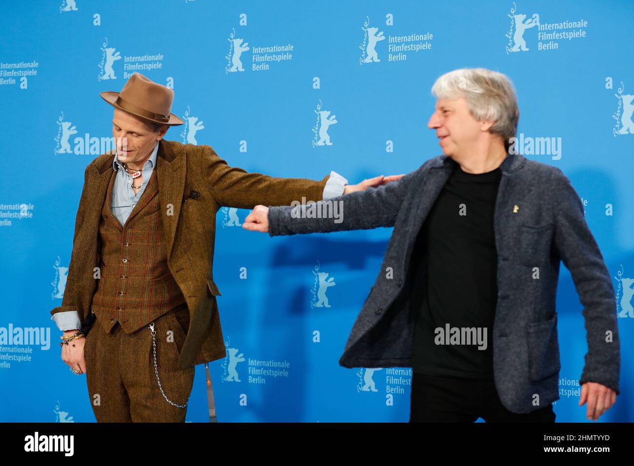 Berlin, Germany. 12th Feb, 2022. Actor Alexander Scheer (l) and ...
