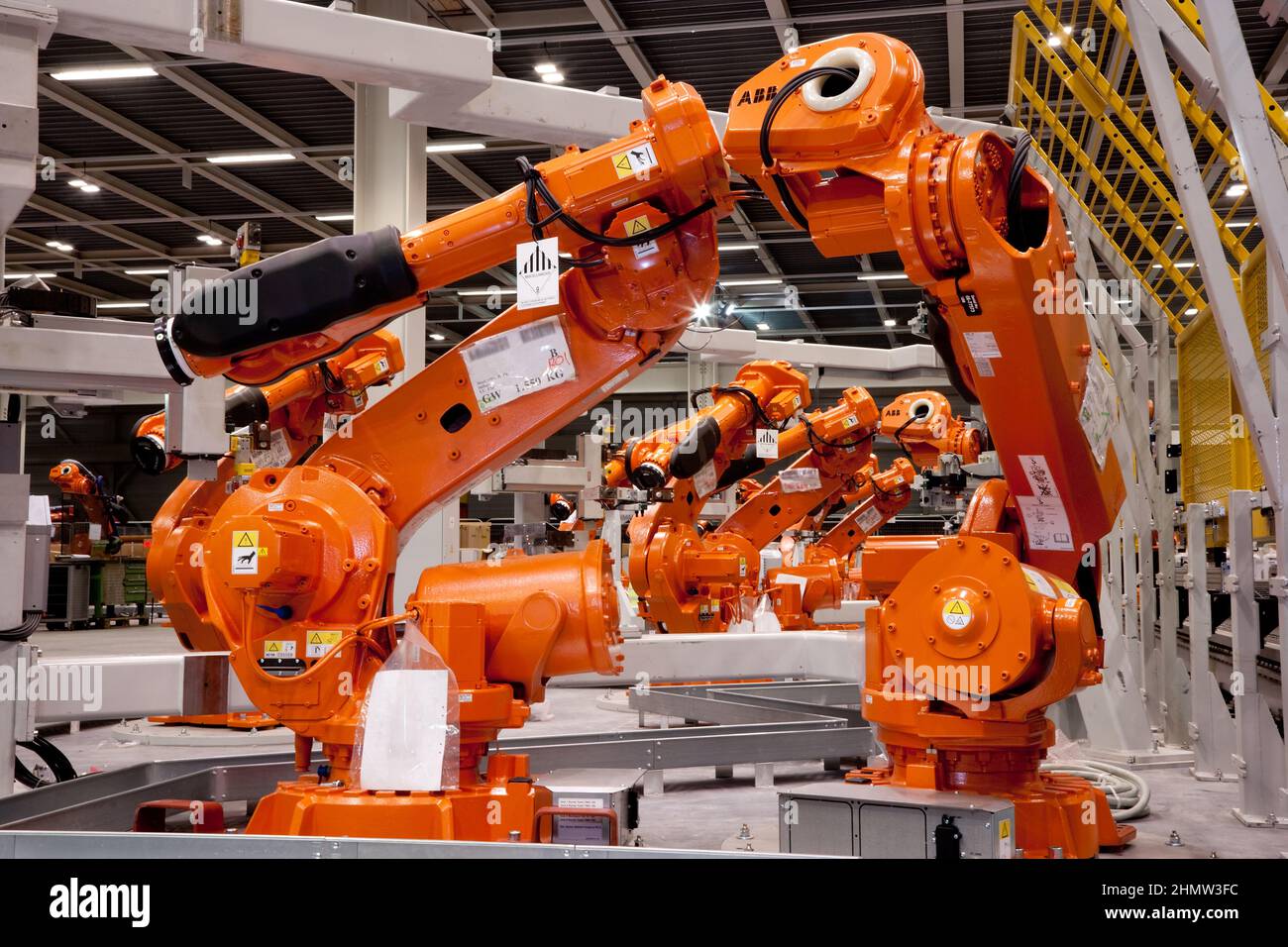 Position control robot hi-res stock photography and images - Alamy