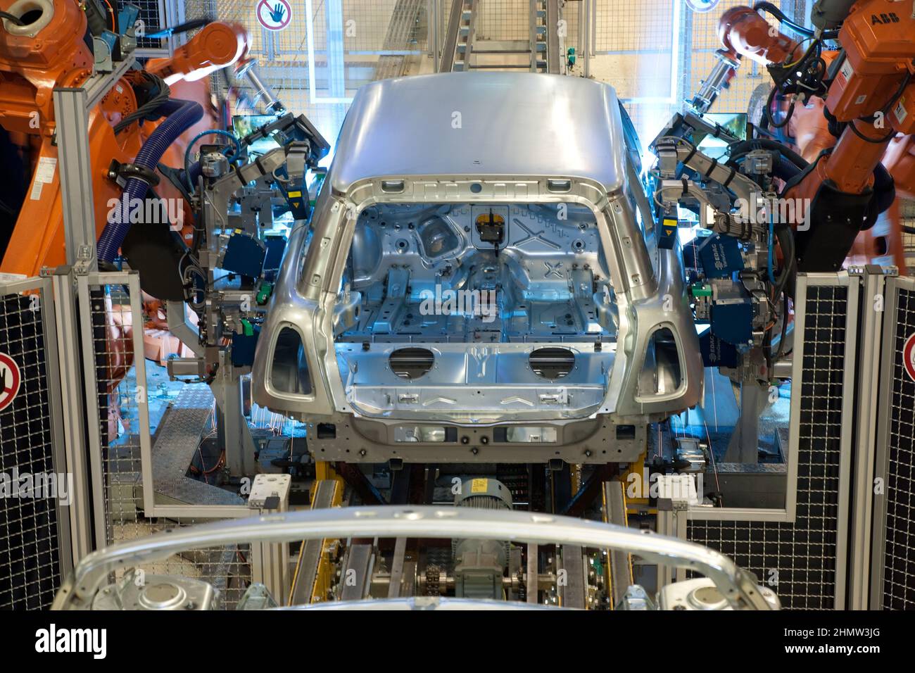 Car assmbly automation hi-res stock photography and images - Alamy