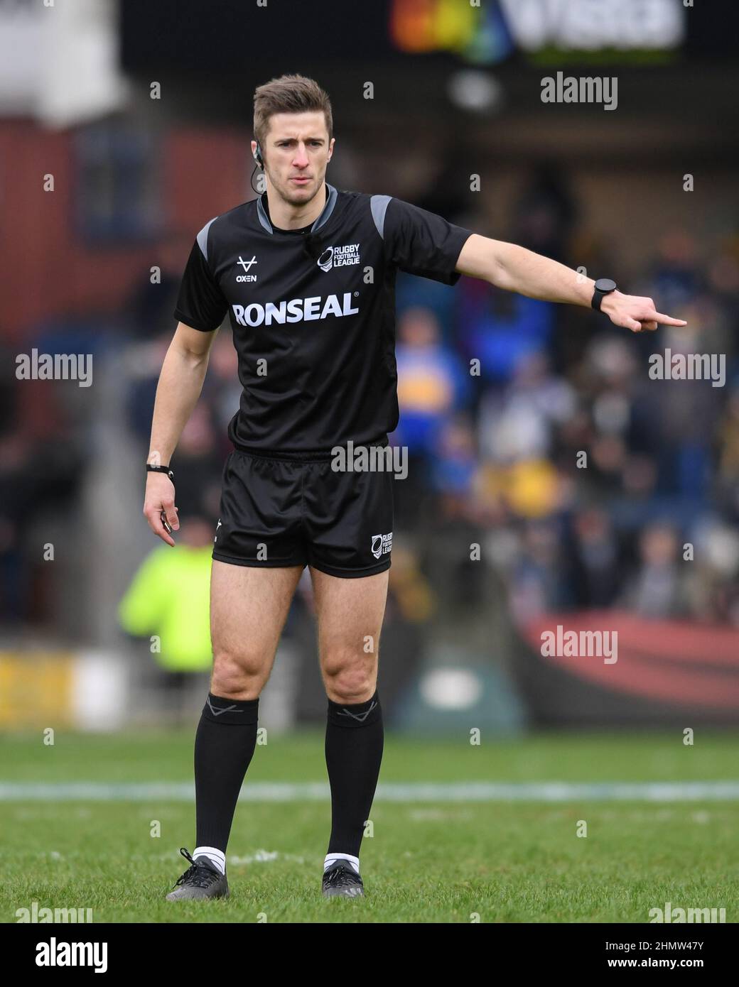 Referee Chris Kendall makes a decision Stock Photo - Alamy