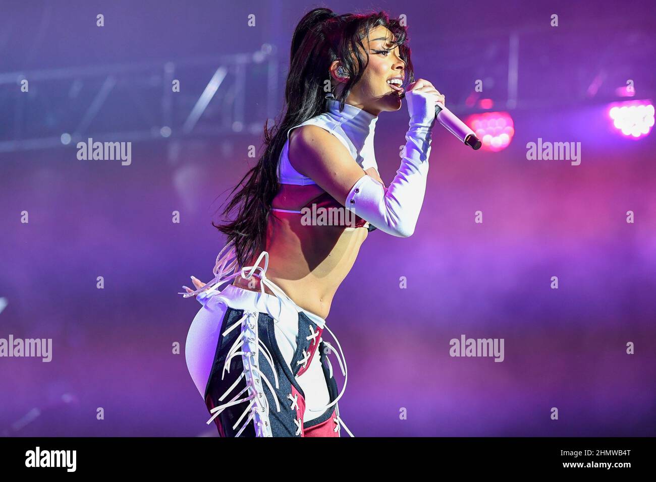 Doja cat concert hi-res stock photography and images - Alamy