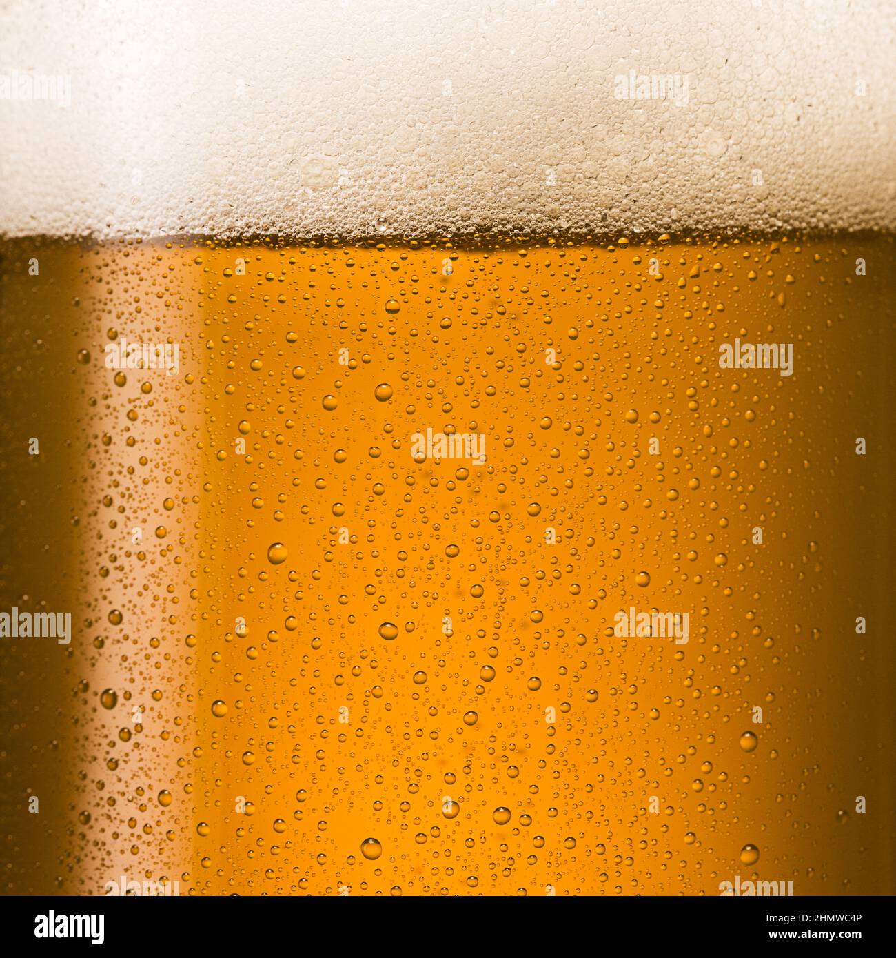 Cash drops hi-res stock photography and images - Alamy