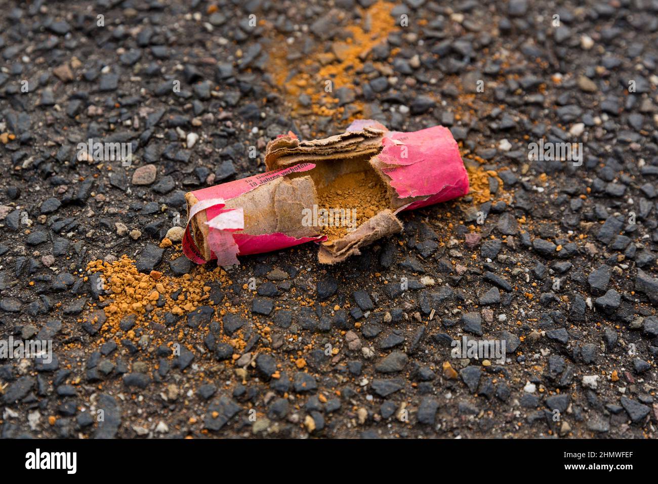 Firecracker china hi-res stock photography and images - Alamy