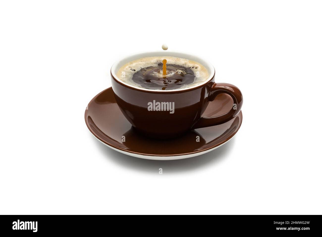 Drops falling in cup coffee hi-res stock photography and images - Alamy