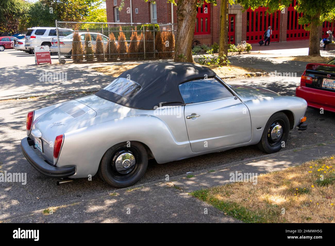 Vintage porsche convertible hi-res stock photography and images - Alamy
