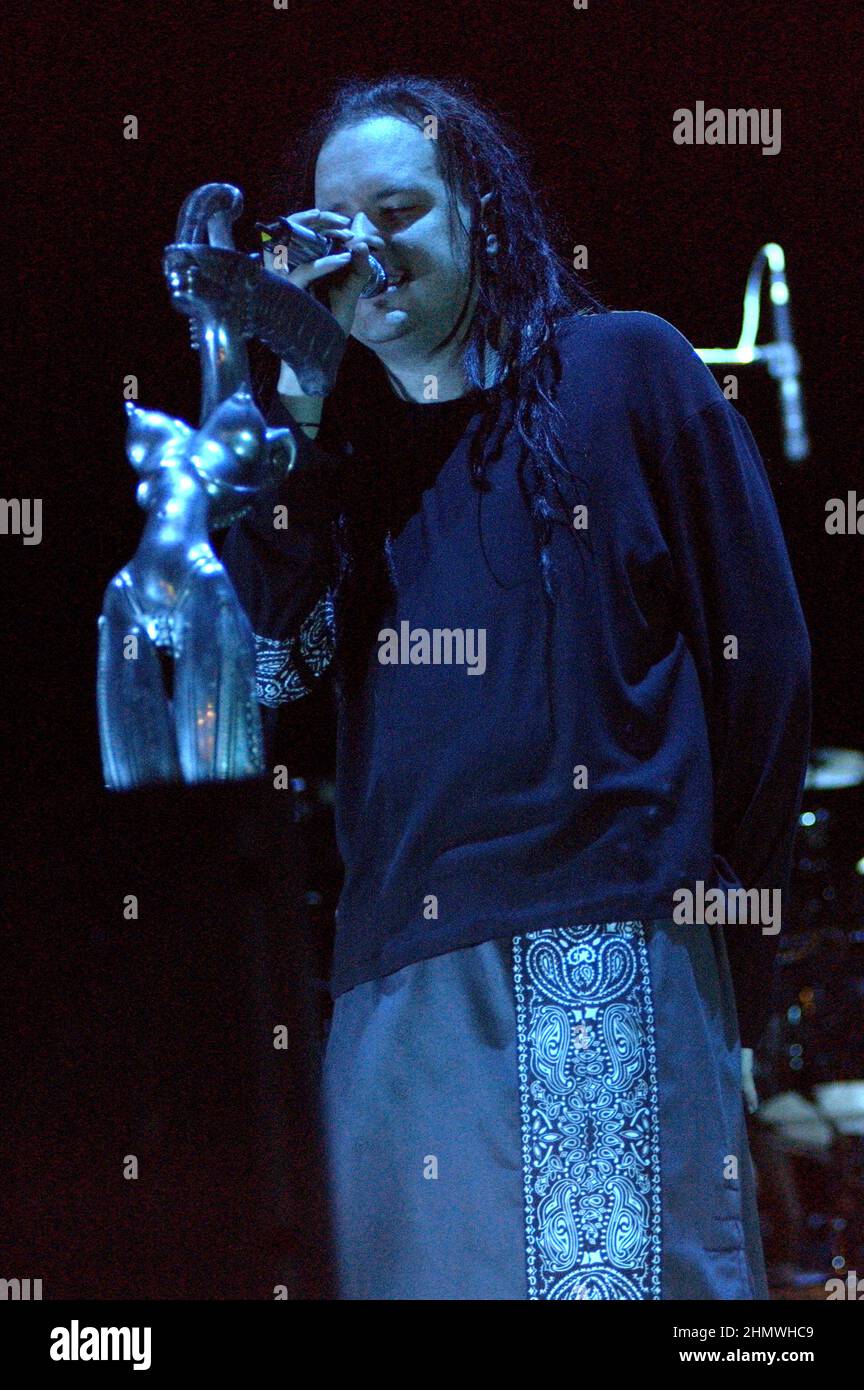 Jonathan howsmon davis hi-res stock photography and images - Alamy