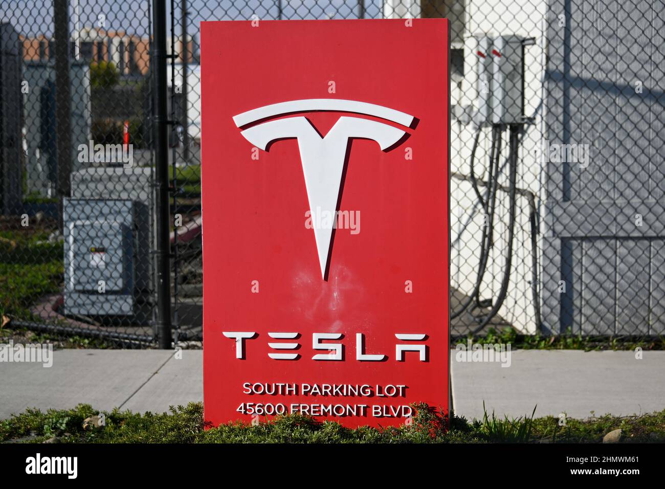 Elon musk tesla factory fremont hi-res stock photography and images - Alamy