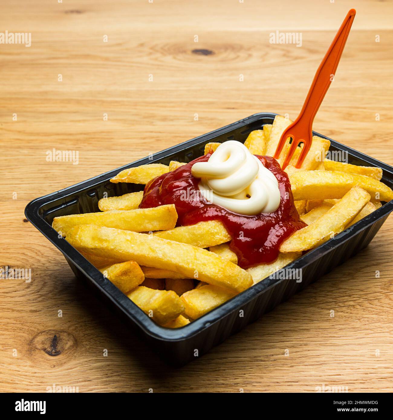 french fries red - white Stock Photo - Alamy