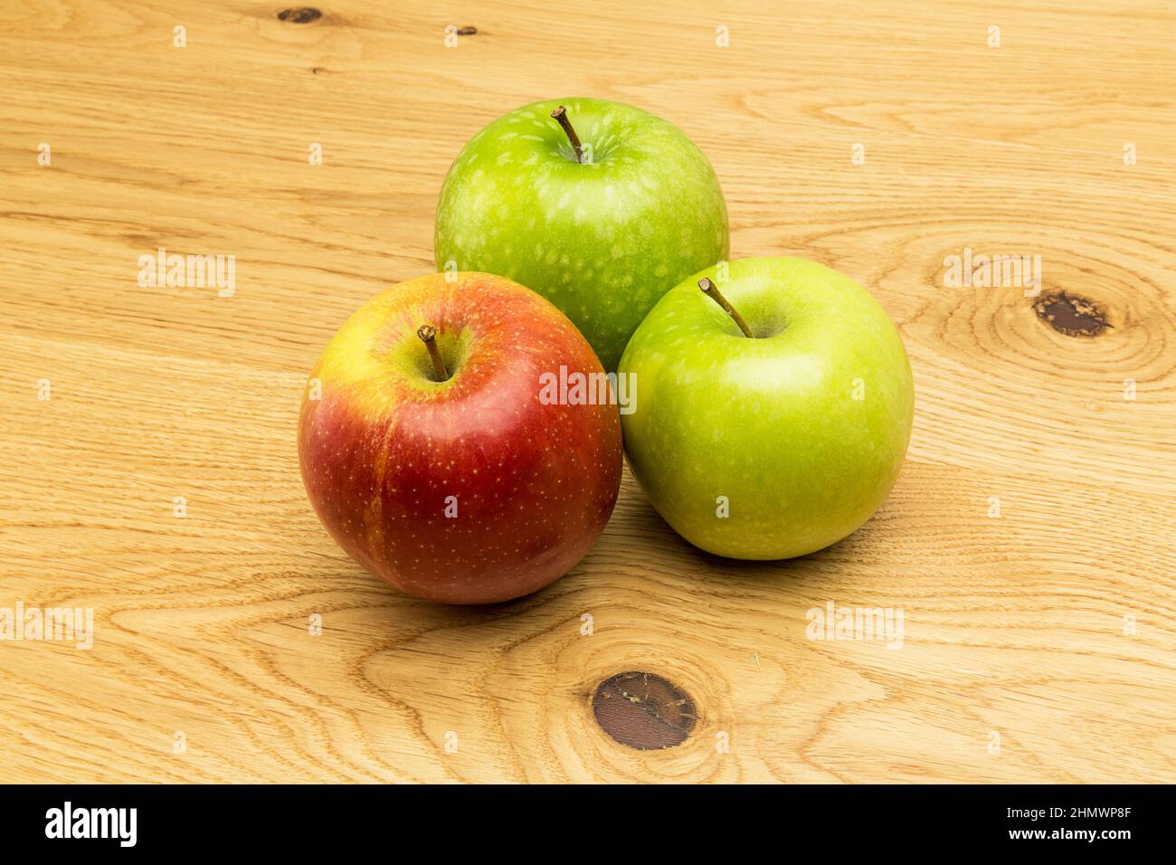 Mix of different apples Stock Photo - Alamy