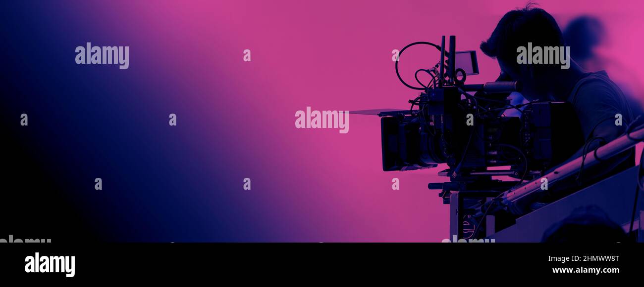 Youtuber filming hi-res stock photography and images - Alamy