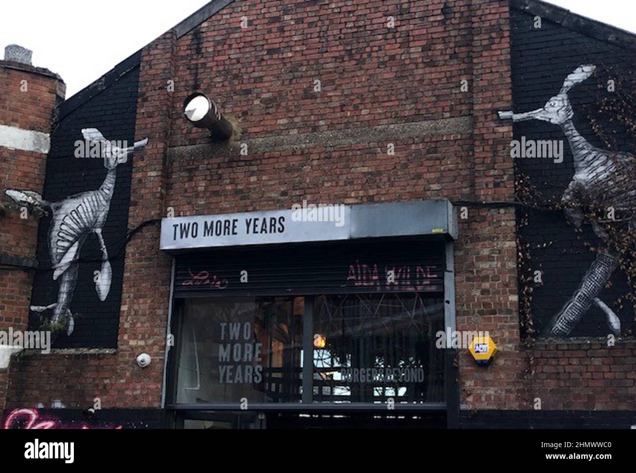 Mezzanine floor hi-res stock photography and images - Alamy