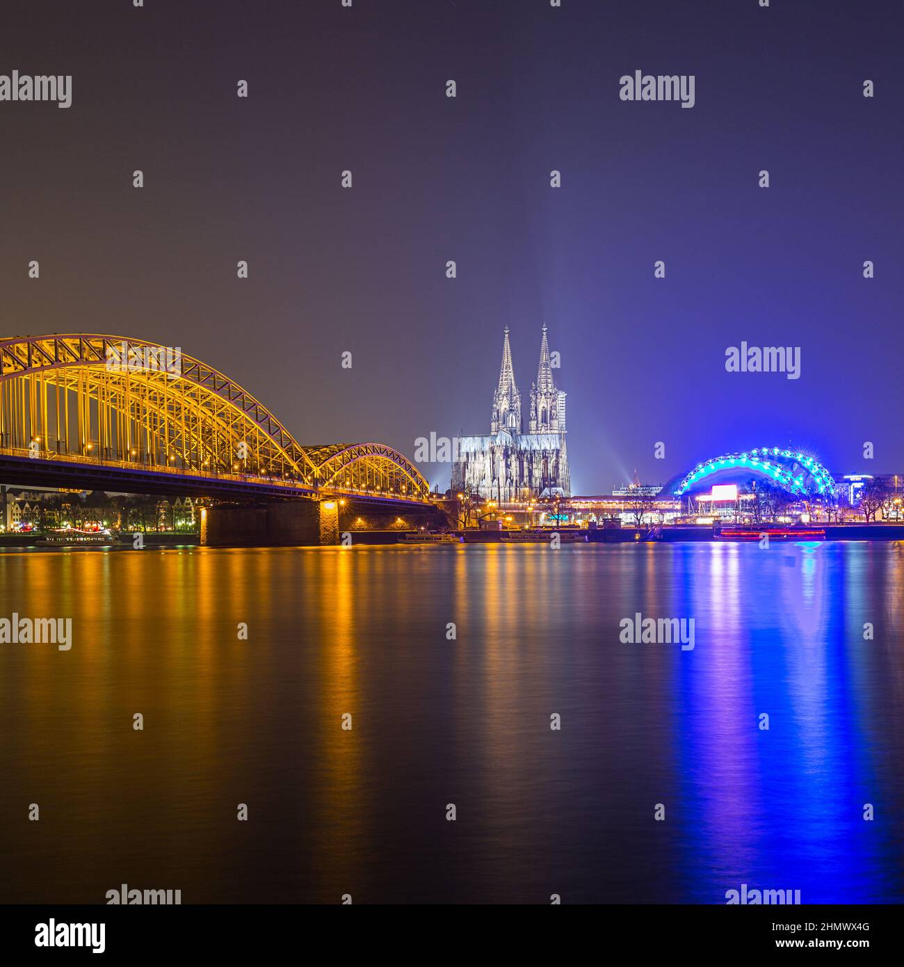 Cologne Cathedral and Hohenzollern bridge at night Stock Photo - Alamy