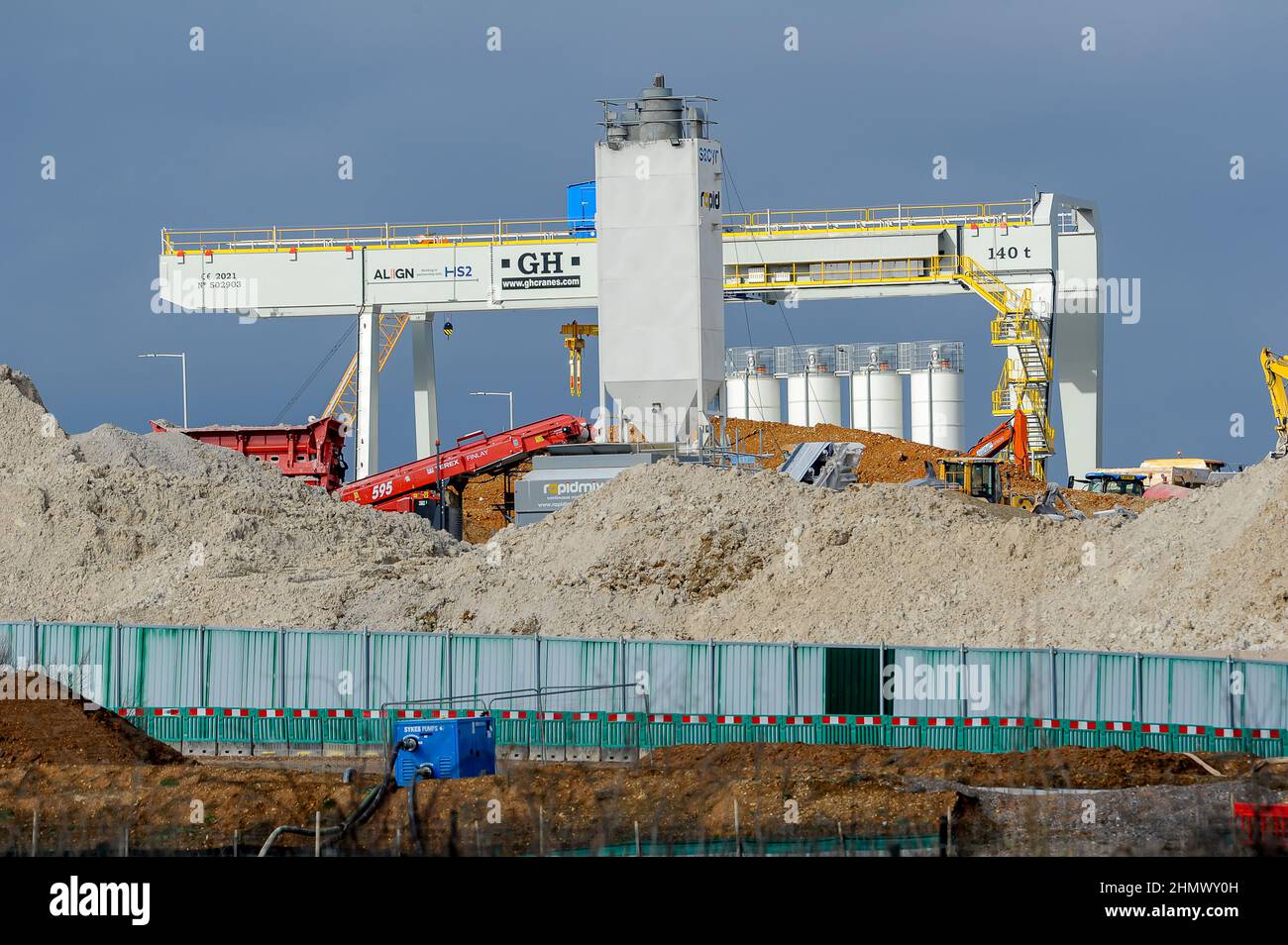 Hs2 fabrication hi-res stock photography and images - Alamy