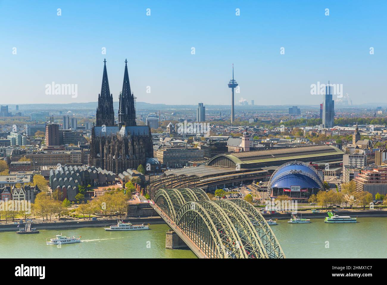 aerial view of the Cologne Cathedral at spring Stock Photo - Alamy