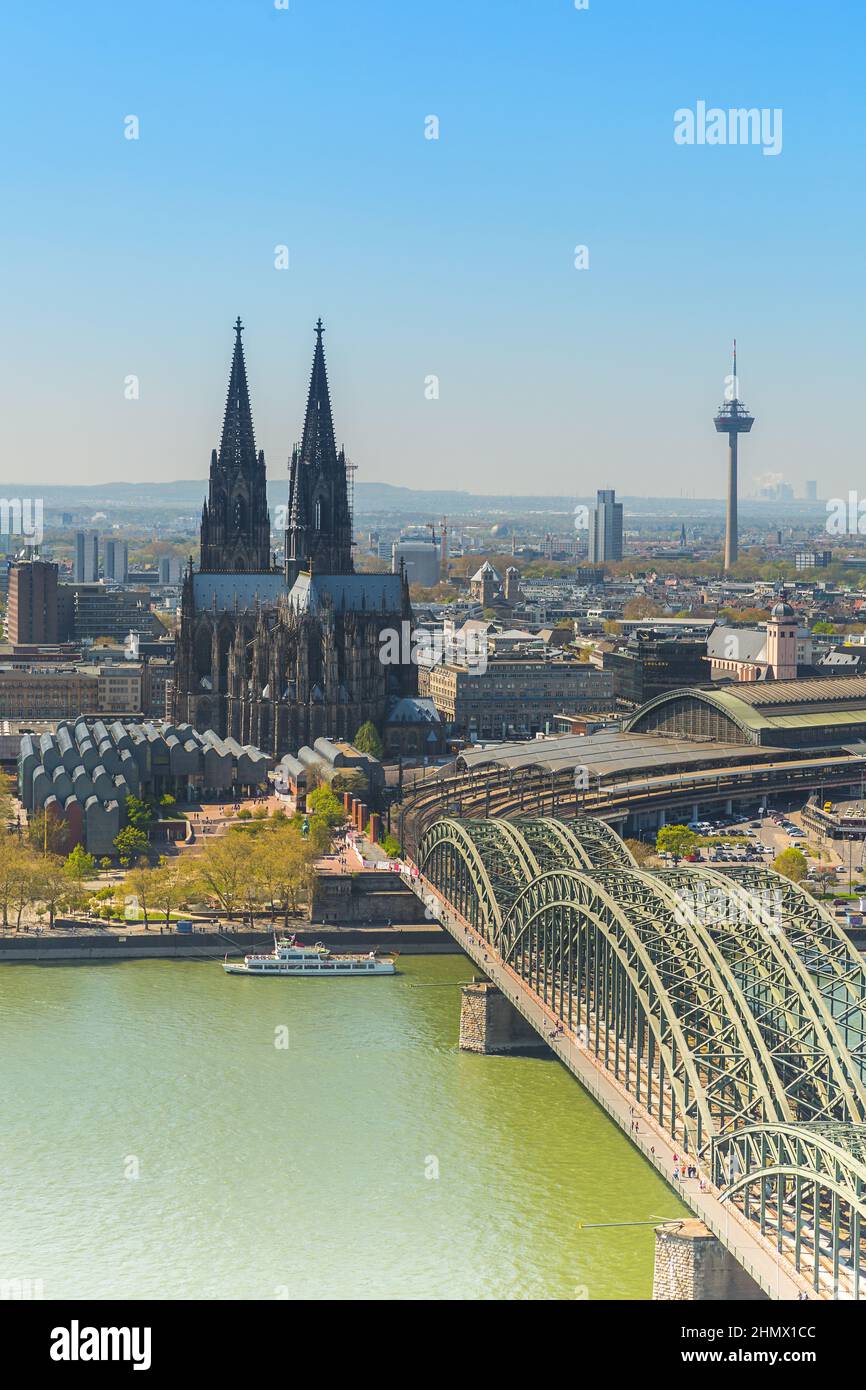 Cologne cathedral aerial hi-res stock photography and images - Alamy