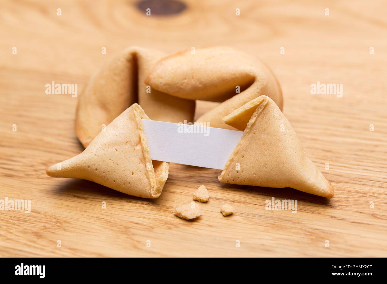 Broken fortune cookie hi-res stock photography and images - Alamy