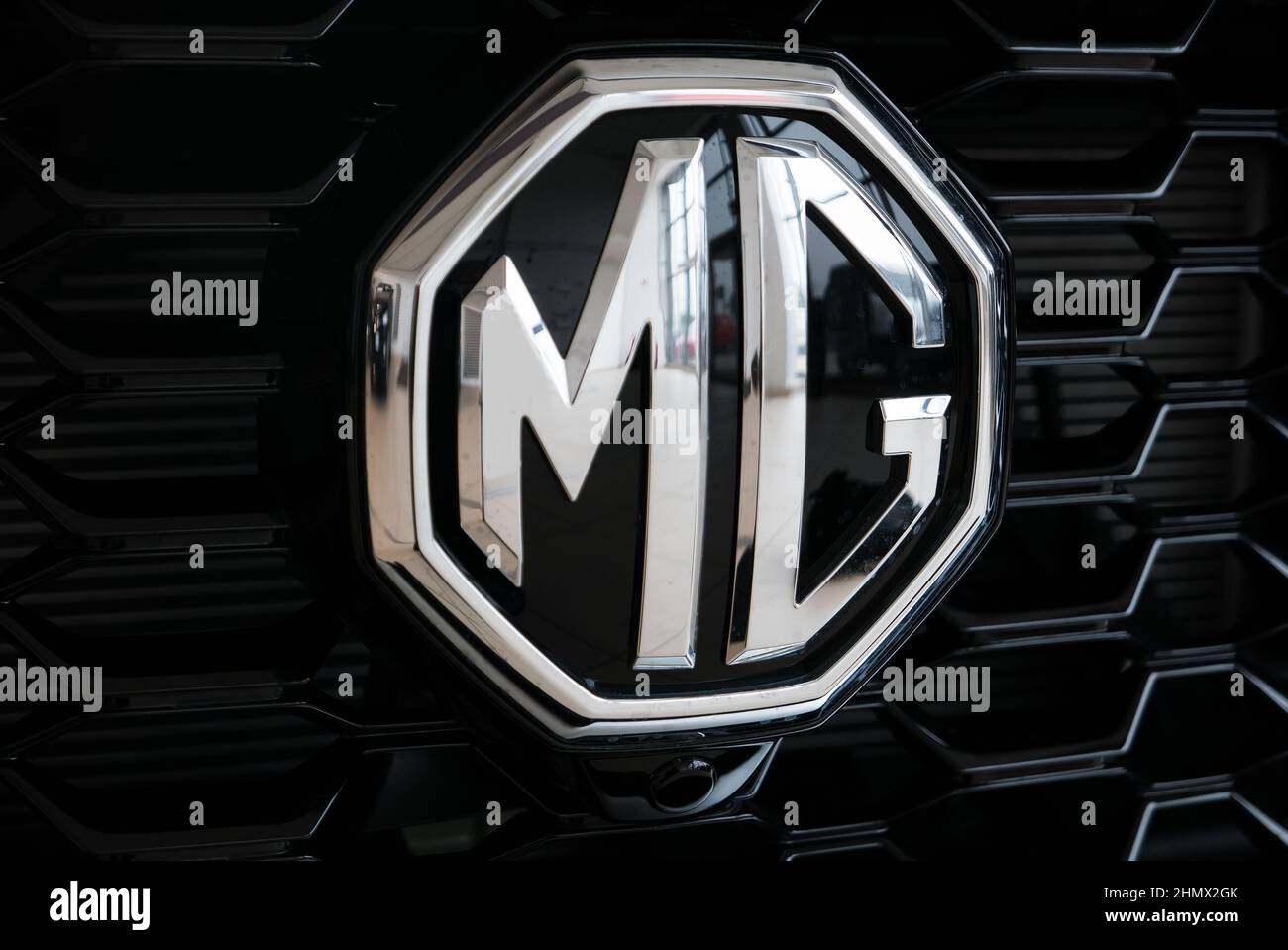 Mg car logo hi-res stock photography and images - Alamy