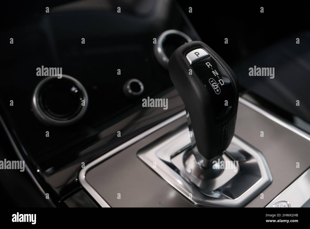 An automatic transmission gearbox inside a luxury car Stock Photo - Alamy