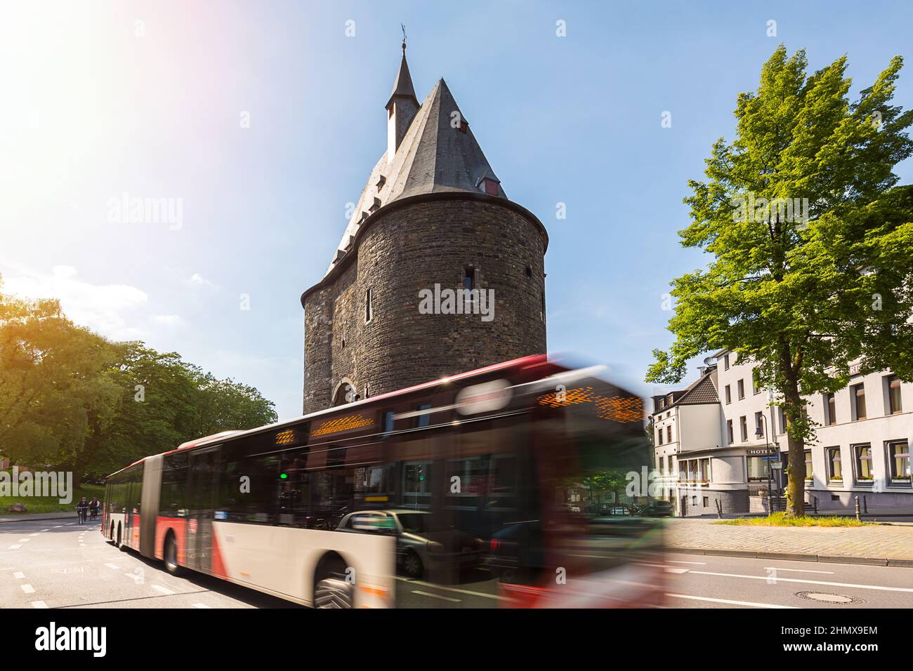 Passenger gate bus hi-res stock photography and images - Alamy