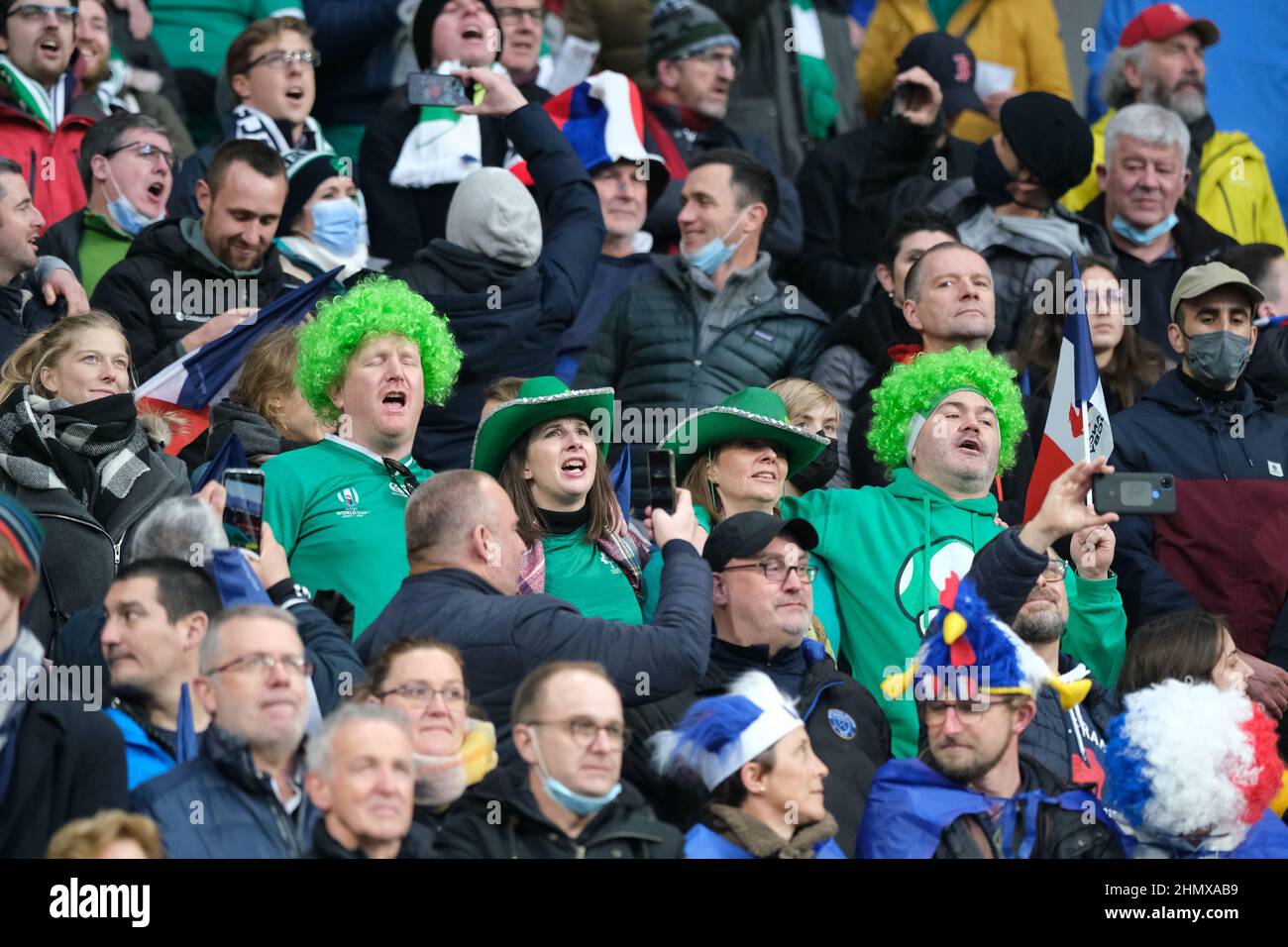 Irish rugby fan six nation hi-res stock photography and images - Alamy