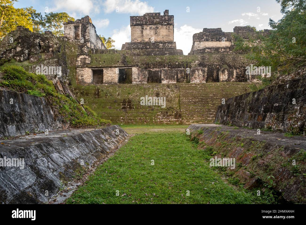 Mayan ruins Tikal Guatemala Stock Photo - Alamy
