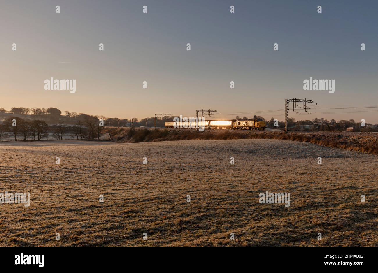 Class 37 locomotive 37403 at Bay Horse, Lancashire on the west coast ...