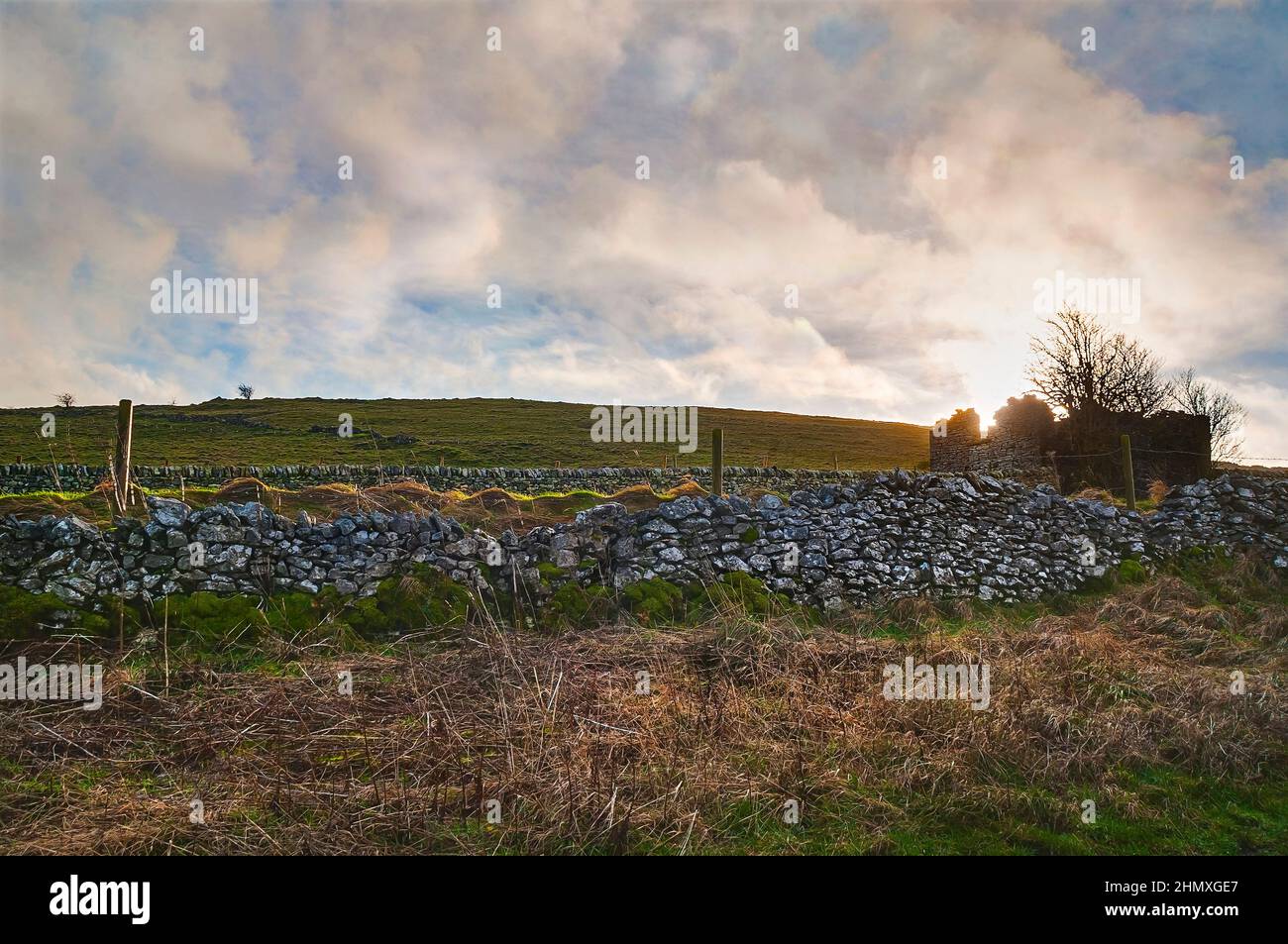 Stoney middleton derbyshire hi-res stock photography and images - Alamy