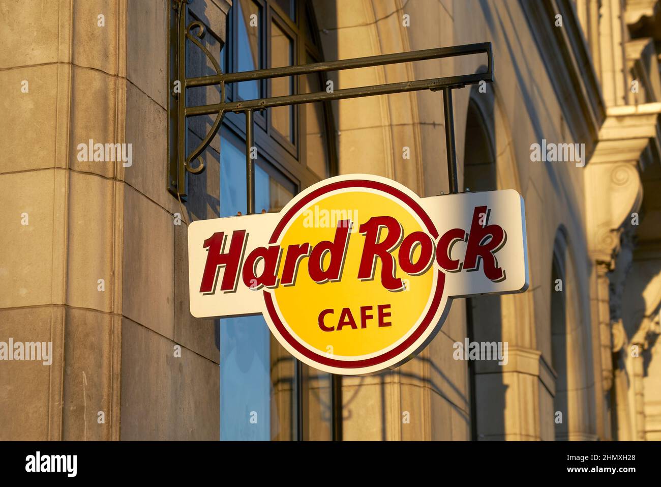 Hard rock cafe old park lane hi-res stock photography and images - Alamy