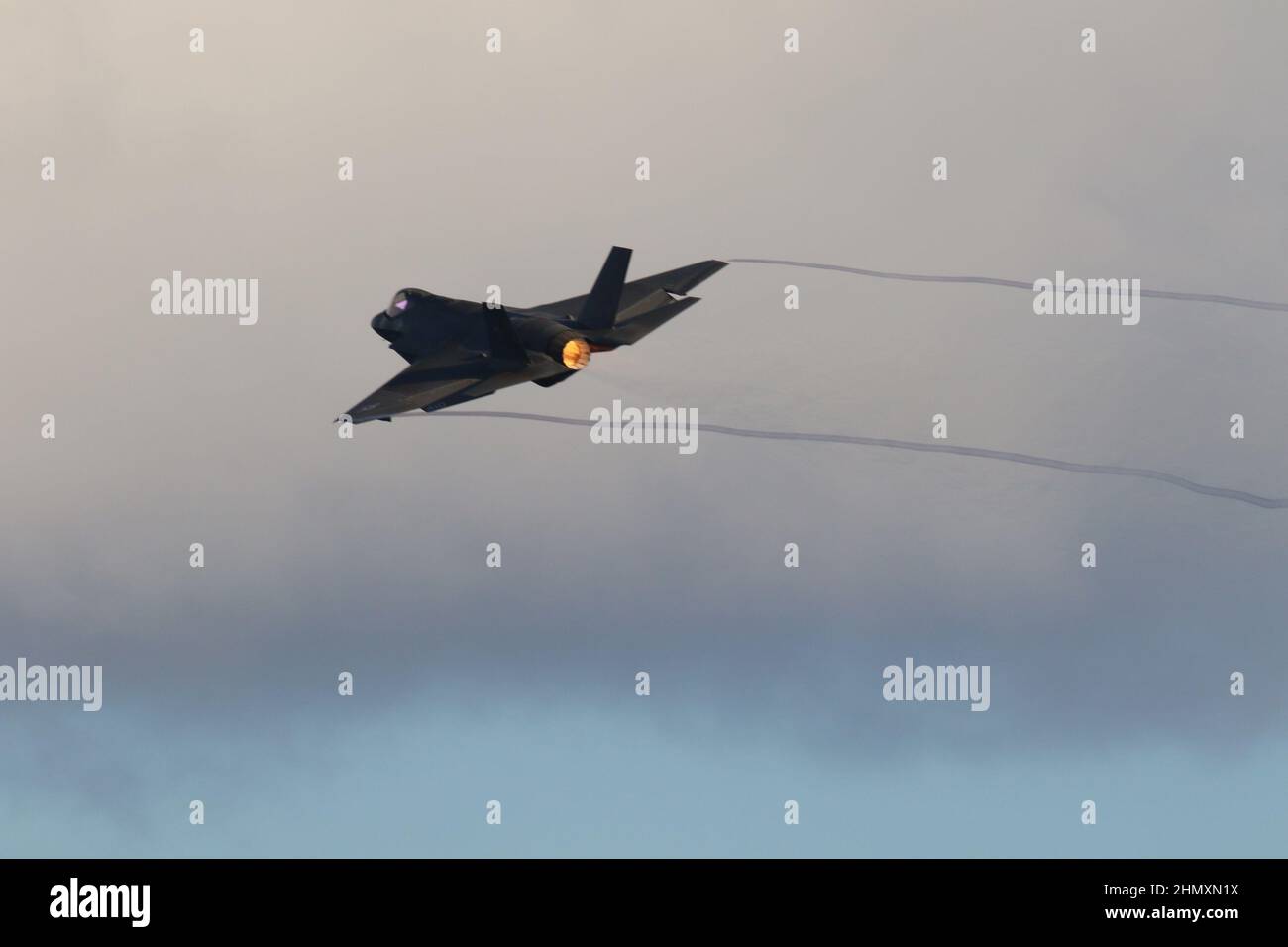 220208-N-NF454-1075 PACIFIC OCEAN (Feb. 8, 2022) An F-35C Lightning II, assigned to the ...