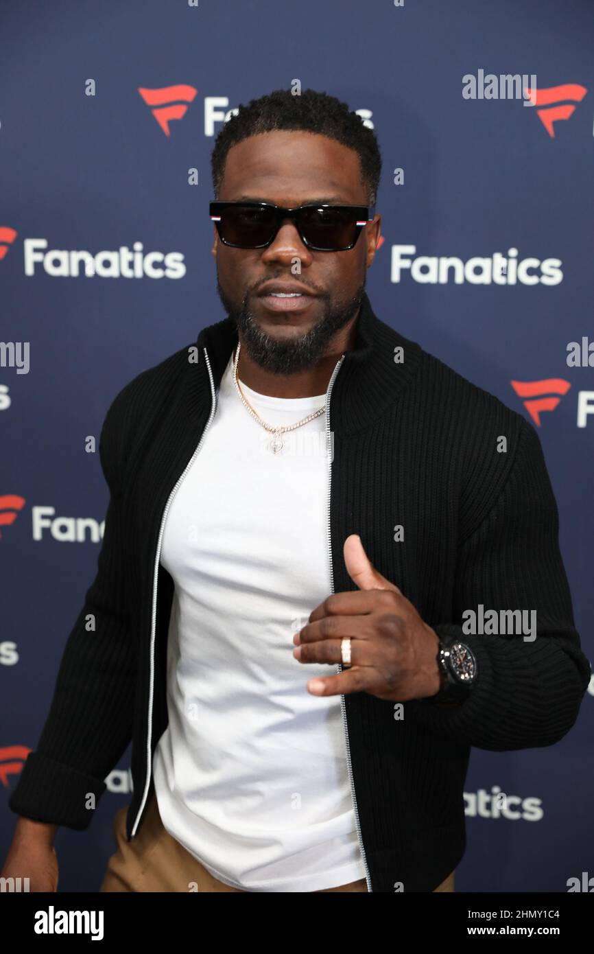 Kevin Hart arrives at Michael Rubin's Fanatics Super Bowl Party at ...