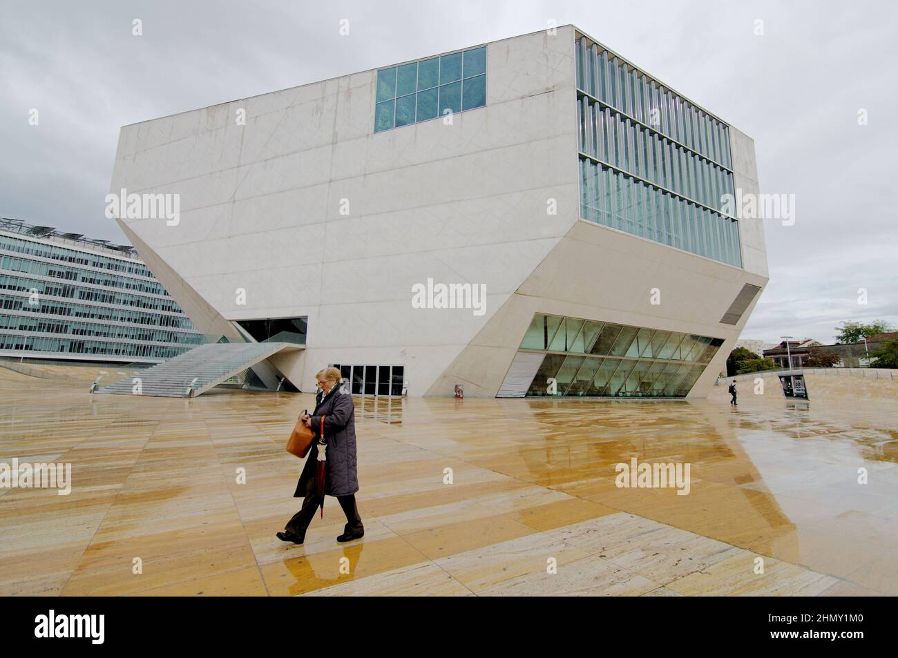 The iconic Casa da Musica concert hall in Porto Stock Photo - Alamy
