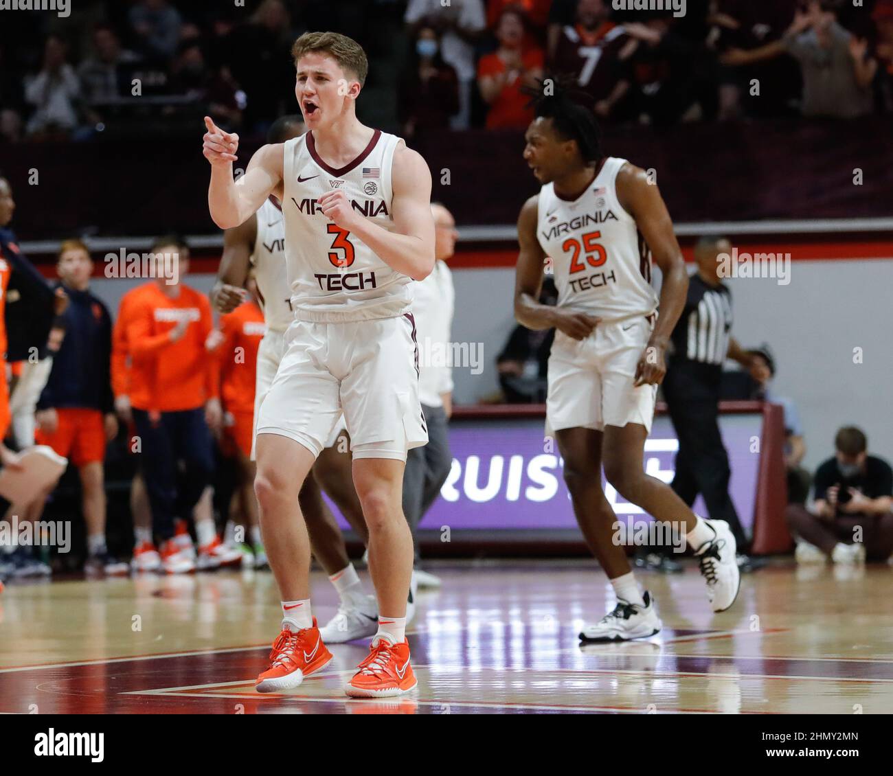 February 12, 2022: Virginia Tech Hokies guard Sean Pedulla (3) and ...