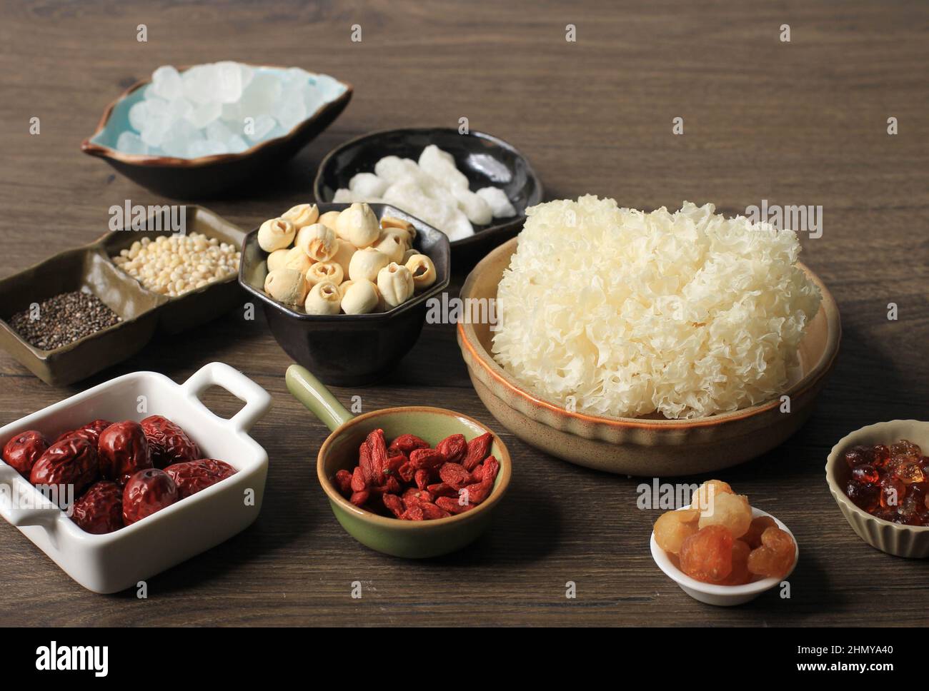 Ingredient Making Peach Gum Dessert, White Fungus, Red Dates (Angco ...