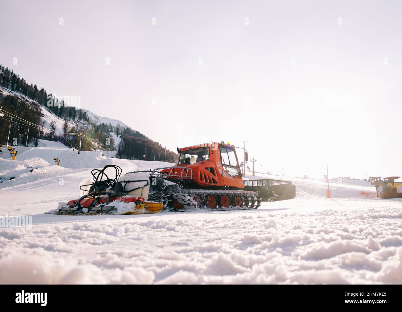 Caterpillar vehicle hi-res stock photography and images - Alamy