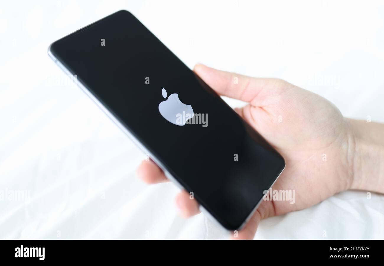 Hand holding new iPhone 13 pro closeup Stock Photo - Alamy
