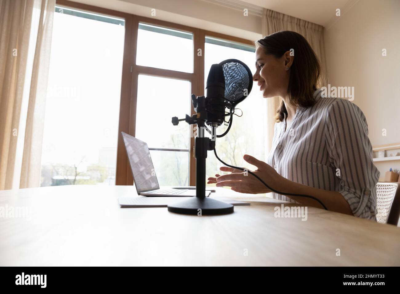 Coaching stand hi-res stock photography and images - Alamy