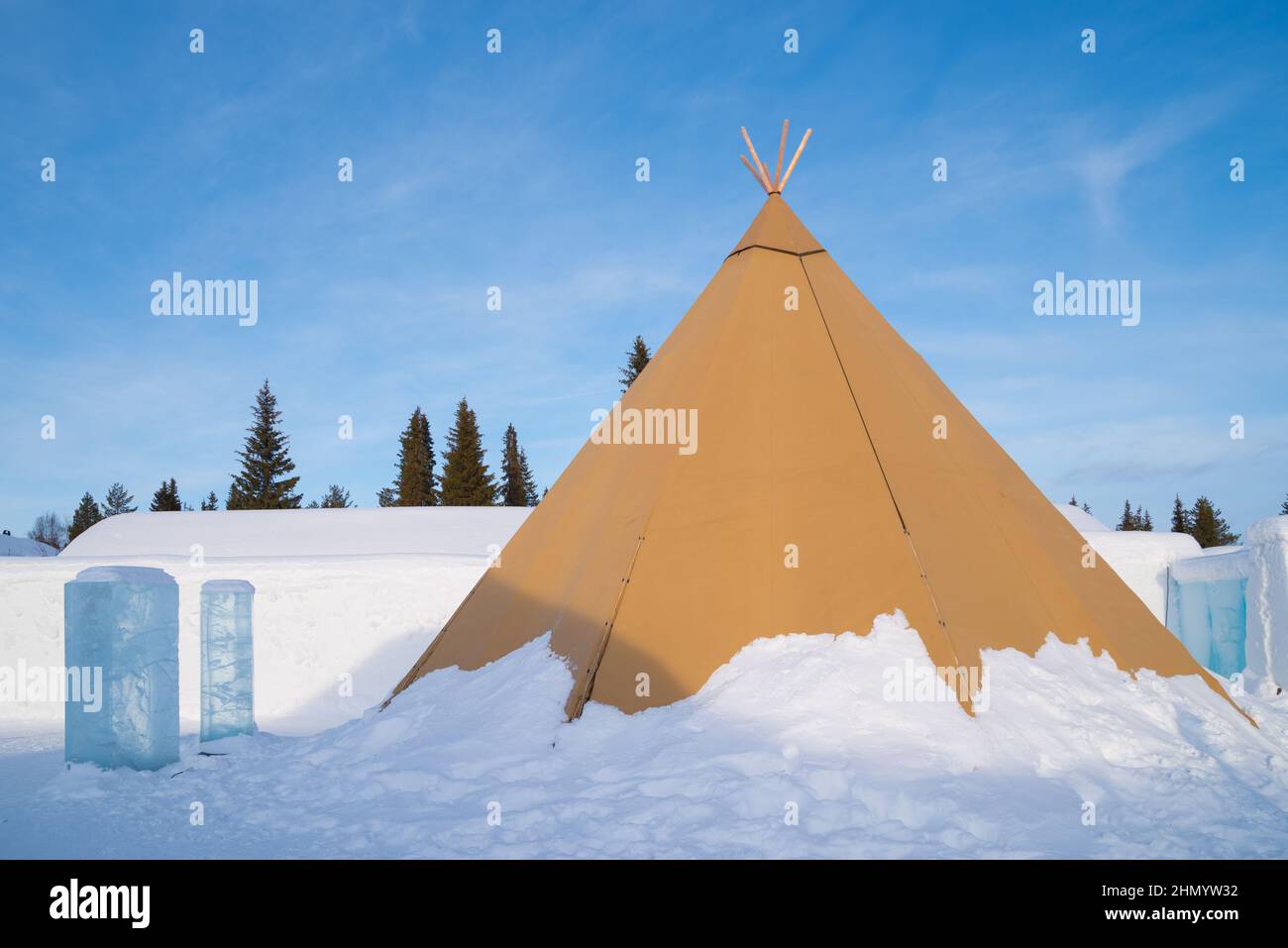 Teepee snow hi-res stock photography and images - Alamy