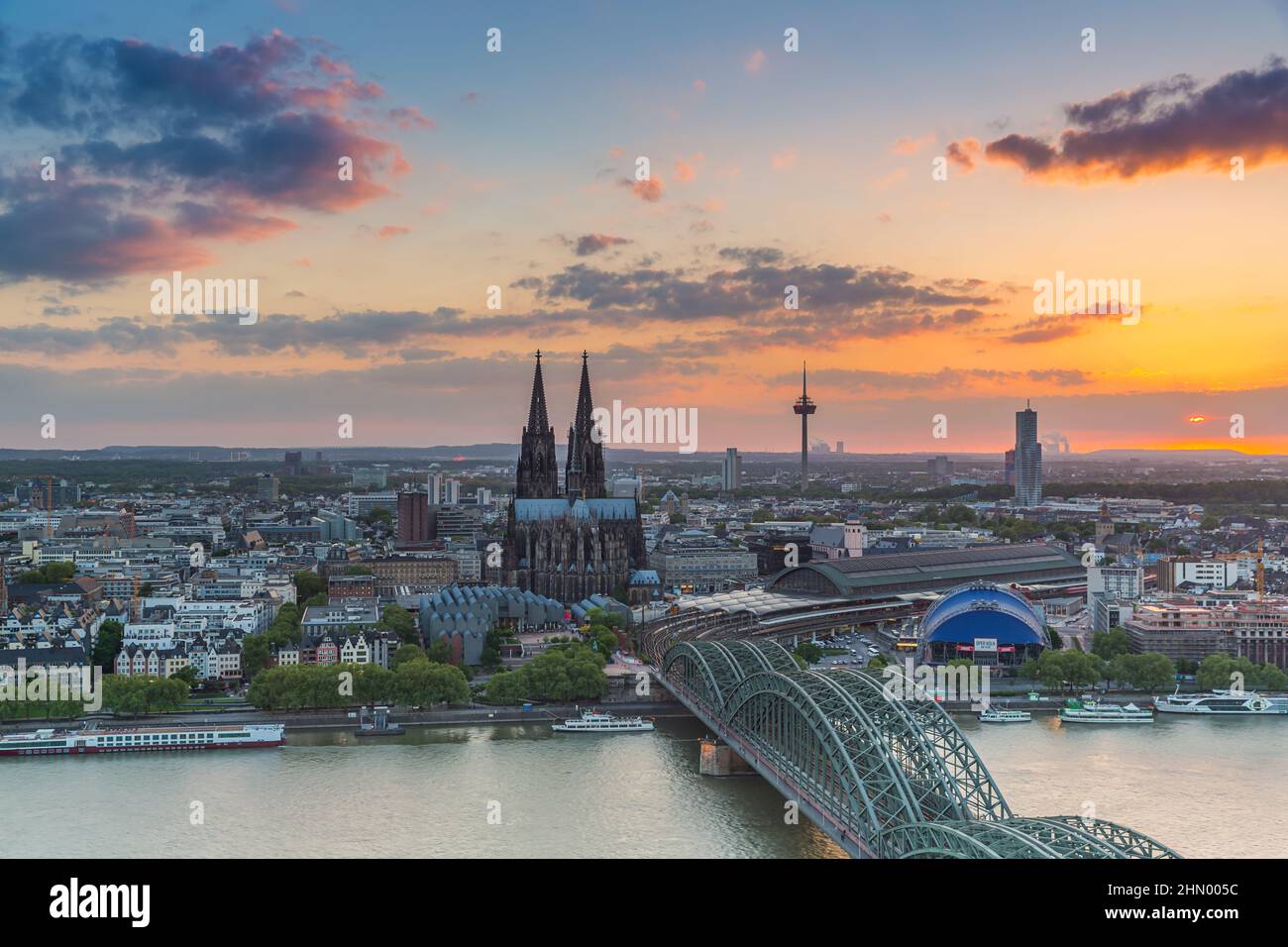 Aerial view of Cologne at sunset Stock Photo - Alamy