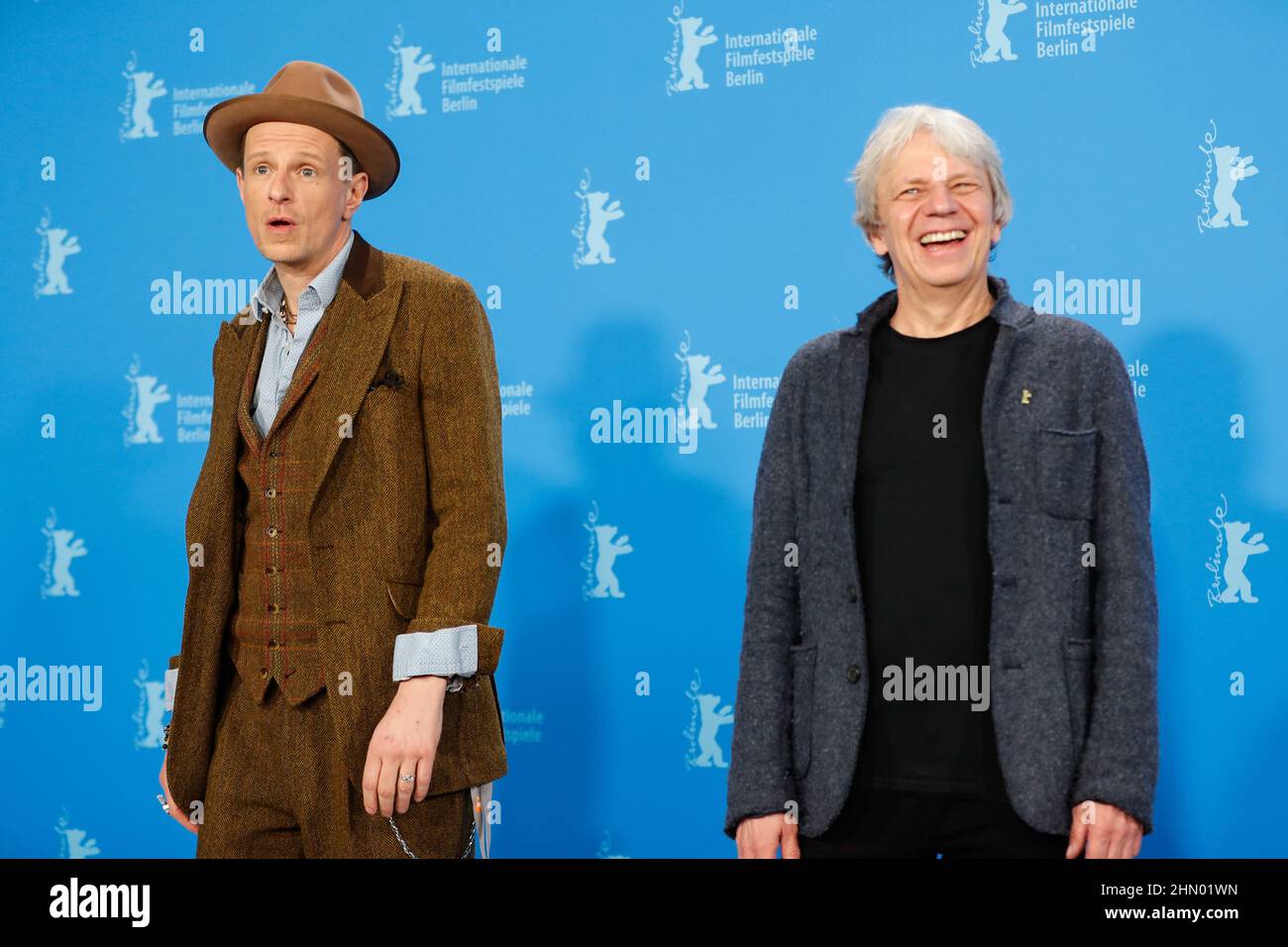 Berlin, Germany. 12th Feb, 2022. Actor Alexander Scheer (l) and ...