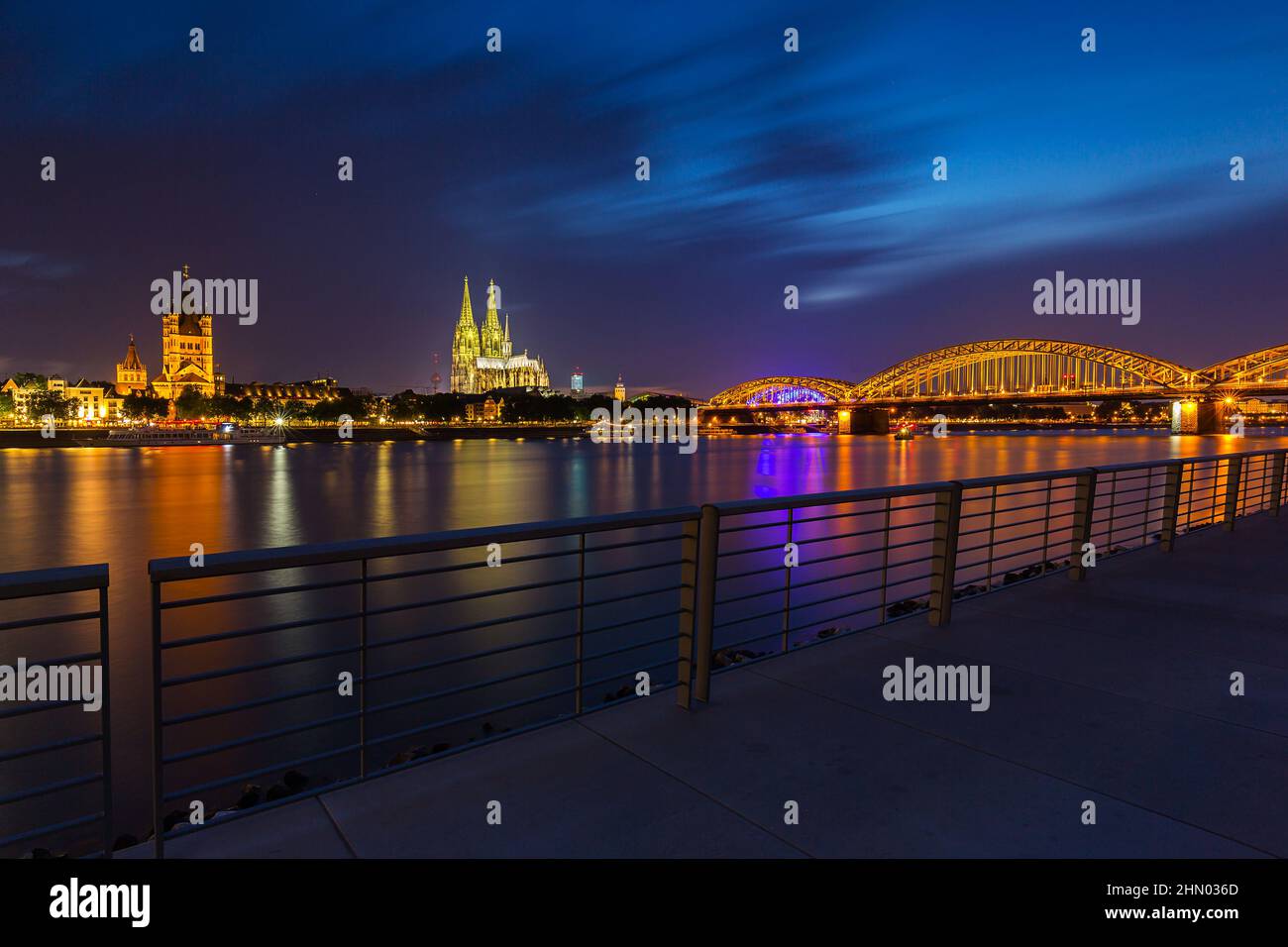 Deutz rhine hi-res stock photography and images - Alamy