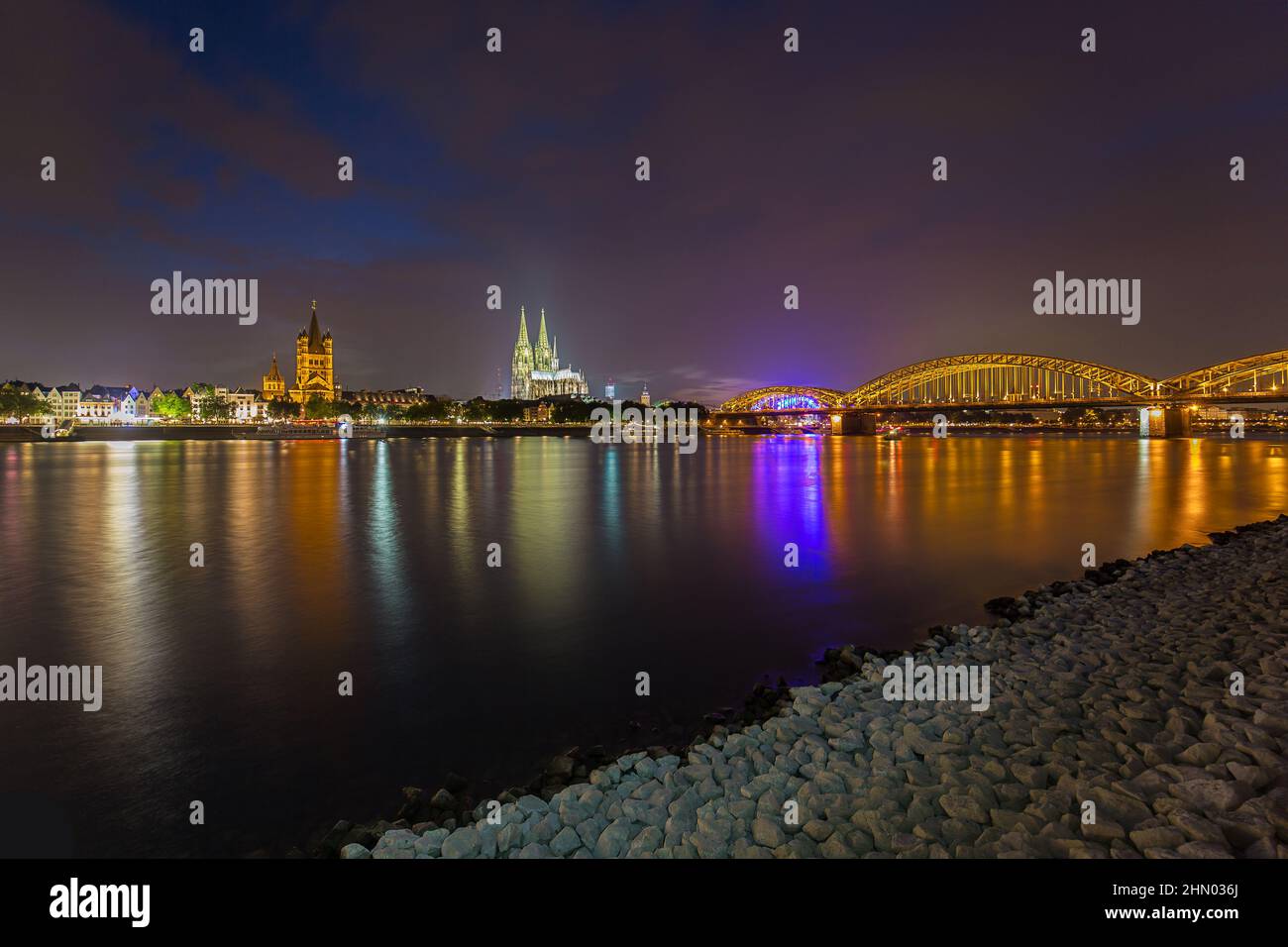 Germany city night lights hi-res stock photography and images - Alamy