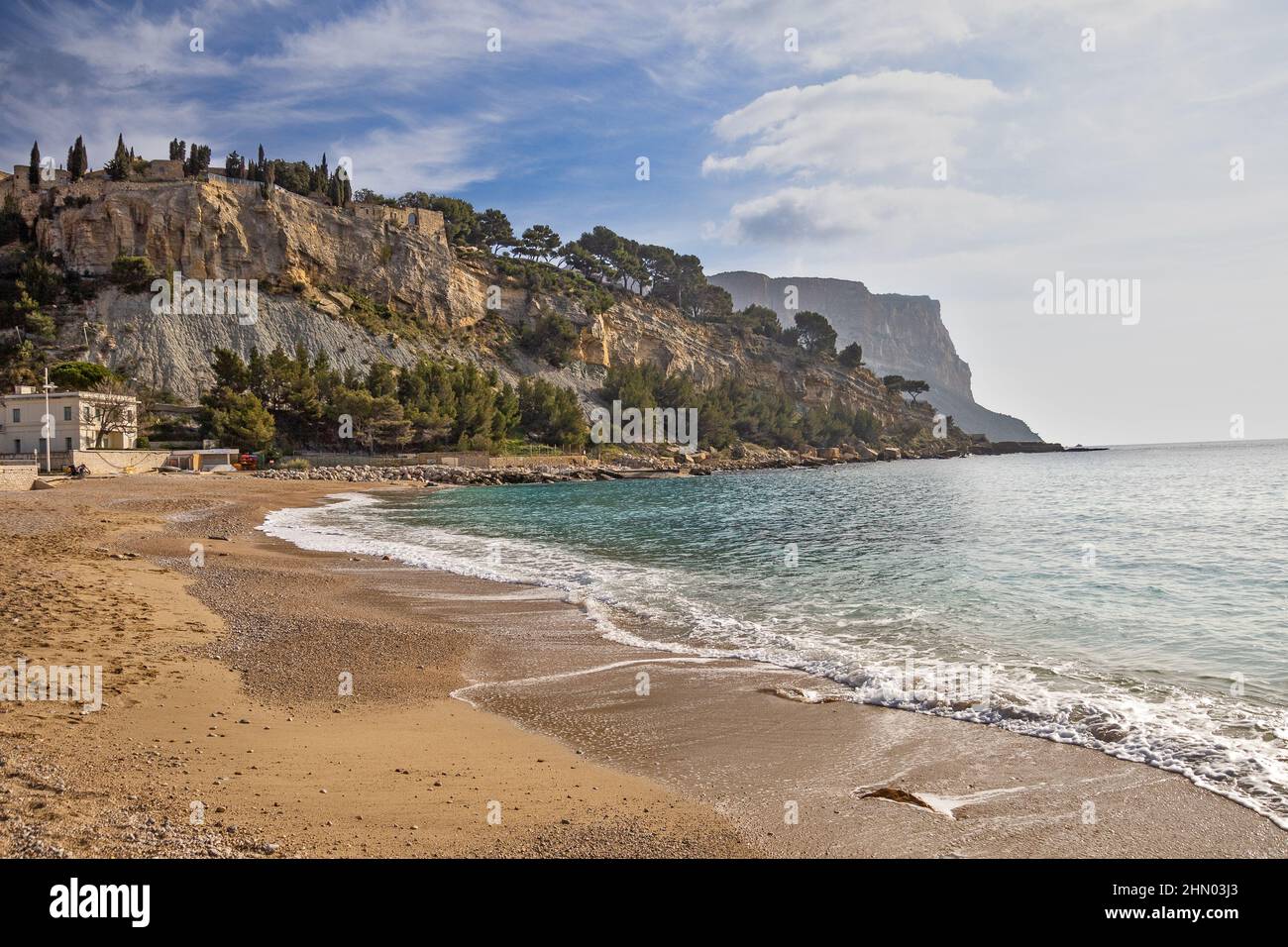 cassis beach in france Stock Photo - Alamy