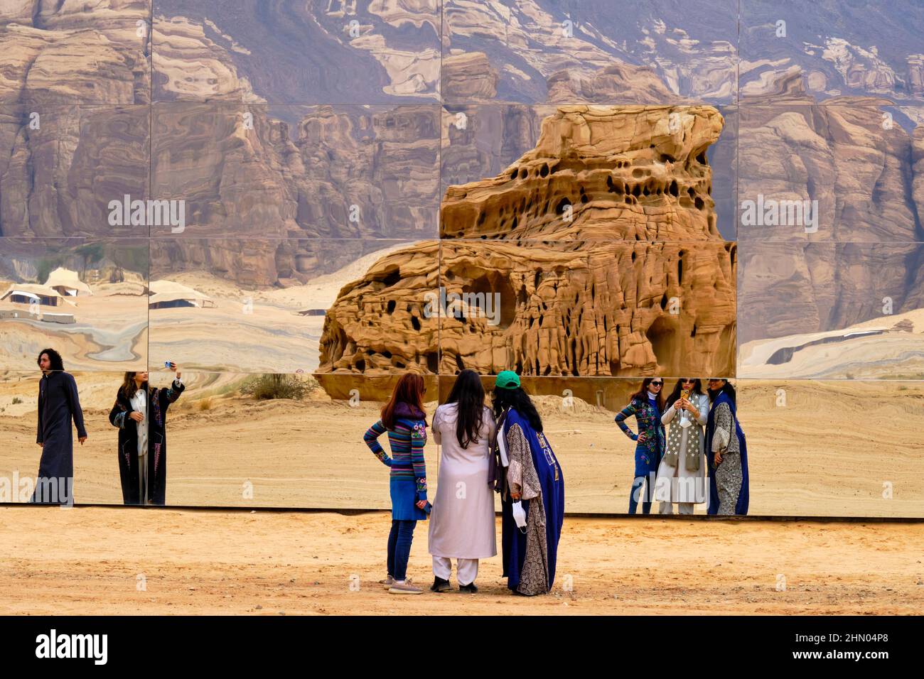 Miroir extérieur hi-res stock photography and images - Alamy