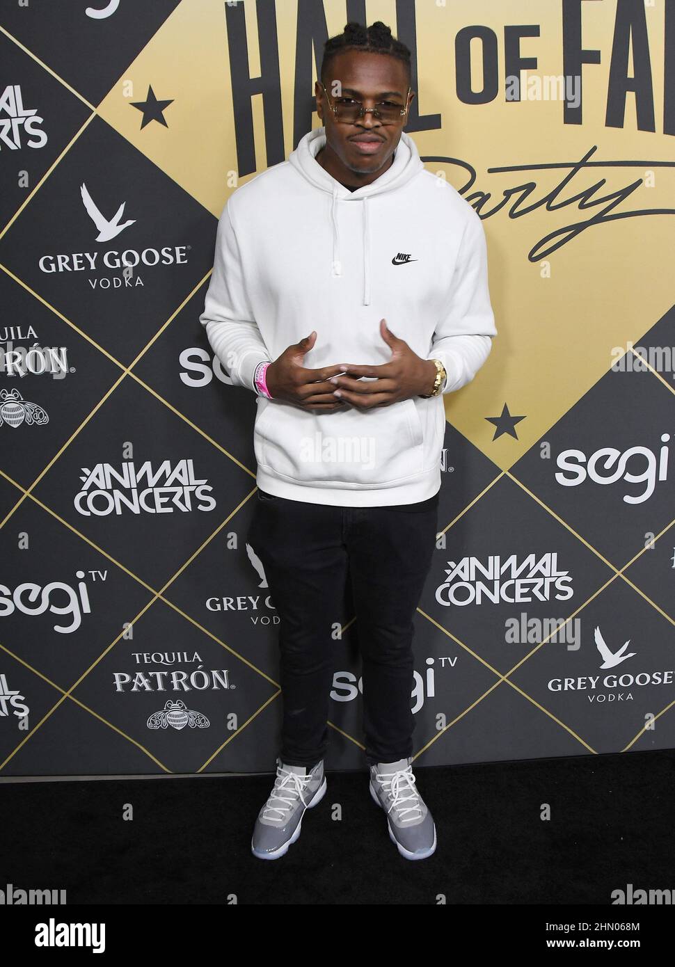 Mitchell Agude arrives at the Hall of Fame Party – Big Game Weekend ...