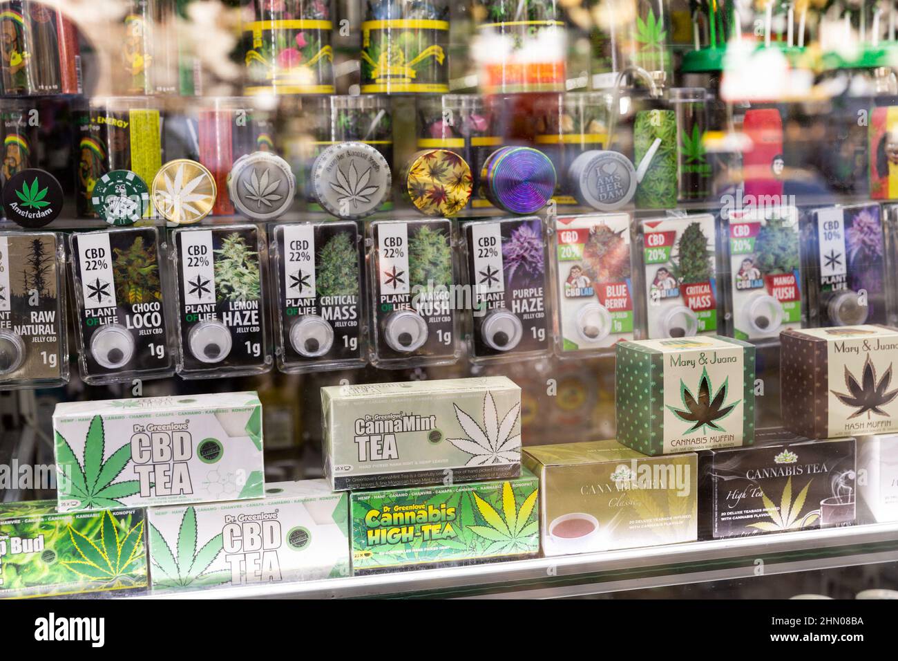 Cannabis drinks hi-res stock photography and images - Alamy