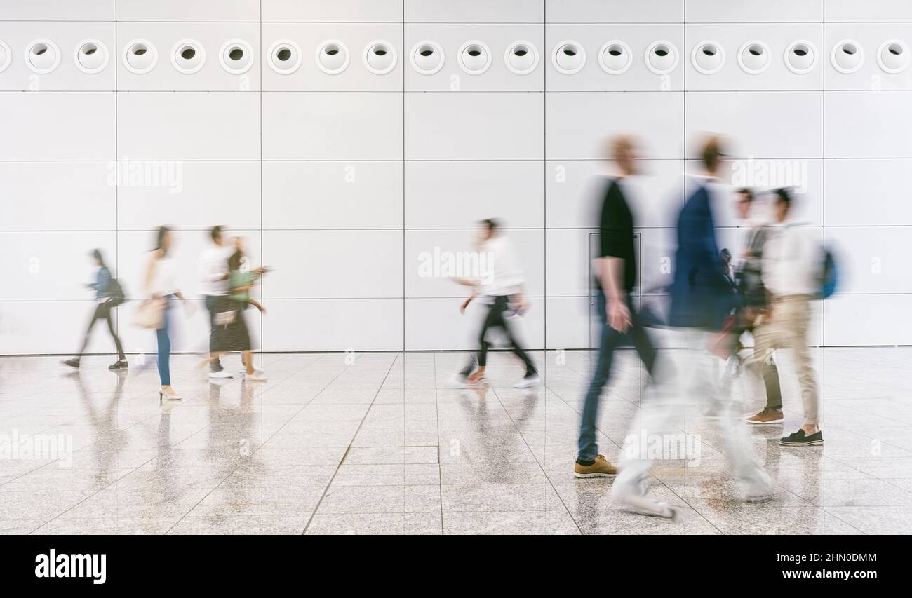 Crowd people crossing street anonymous hi-res stock photography and ...